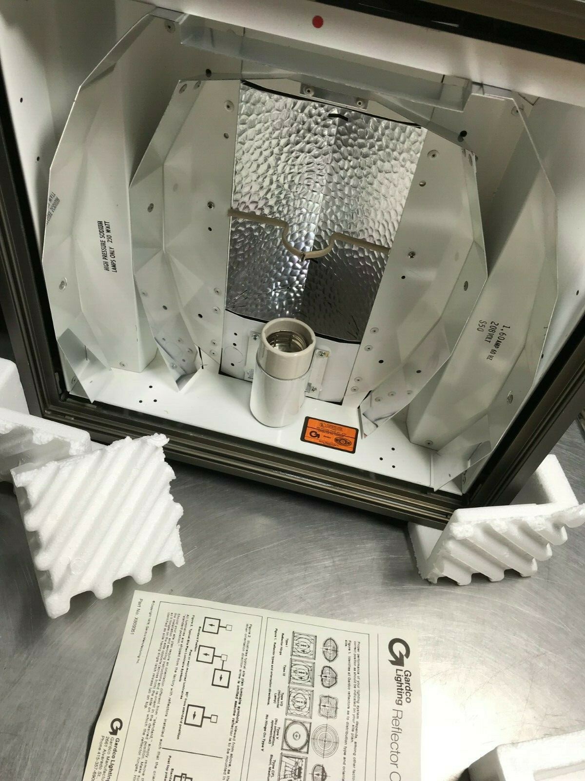 Gardco Lighting Area Security Brown Luminaire Housing Light Fixture ...