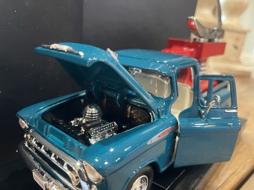 Case XX Knife 1957 Chevy Truck And Anvil Display. Very Cool. Knife Not ...