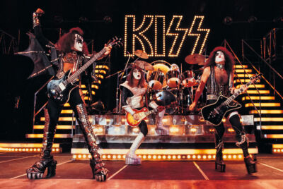 KISS - LIVE ON STAGE - POSTER 24x36 - 241516 | eBay