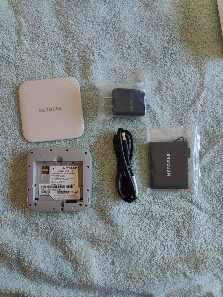 Netgear Nighthawk M6 MR6110 5G WiFi 6 Mobile Hotspot AT&T GSM 🔓 ...