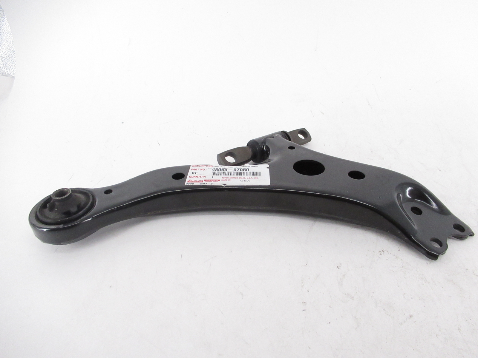 Genuine OEM Toyota 48068-07050 Passenger Front Lower Control Arm Assy ...
