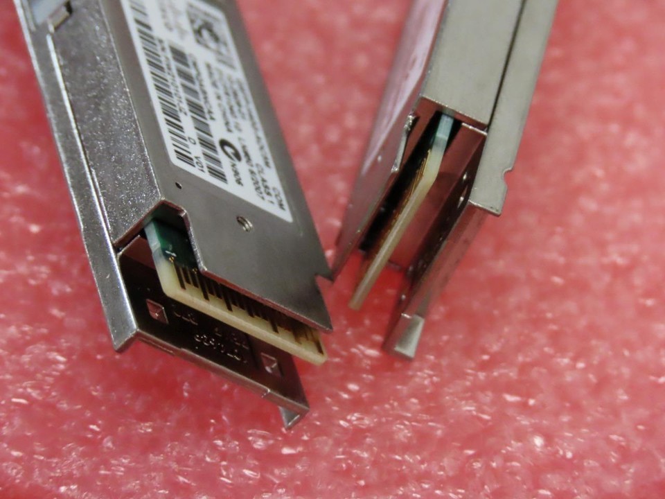 Cisco QSFP-H40G-AOC5M 40GBase-AOC QSFP direct-attach Active Optical ...