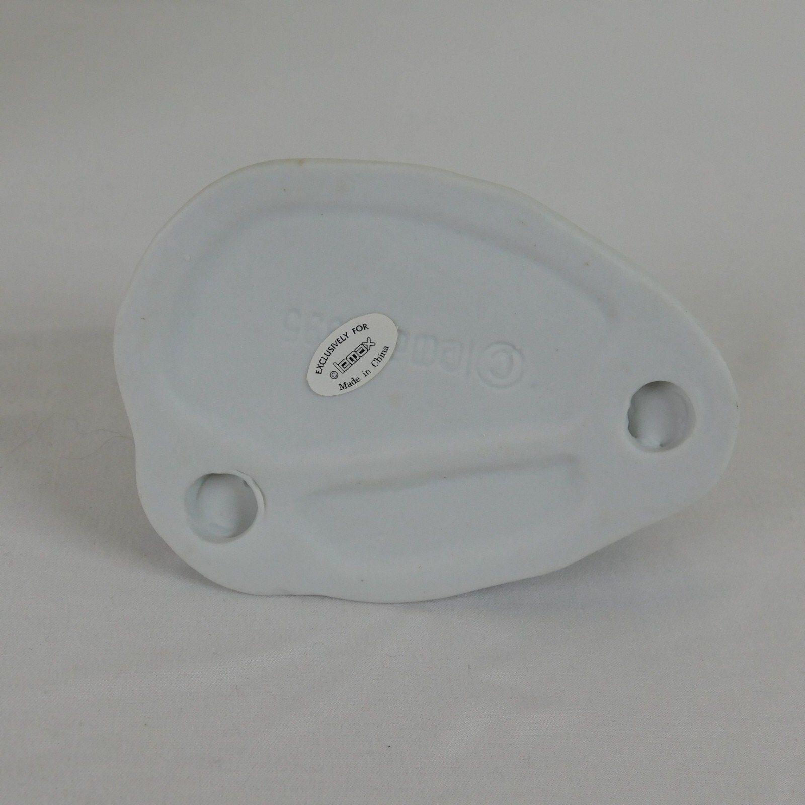 Lemax Porcelain Feeding Birds Village Collection Accessories 1995 ...