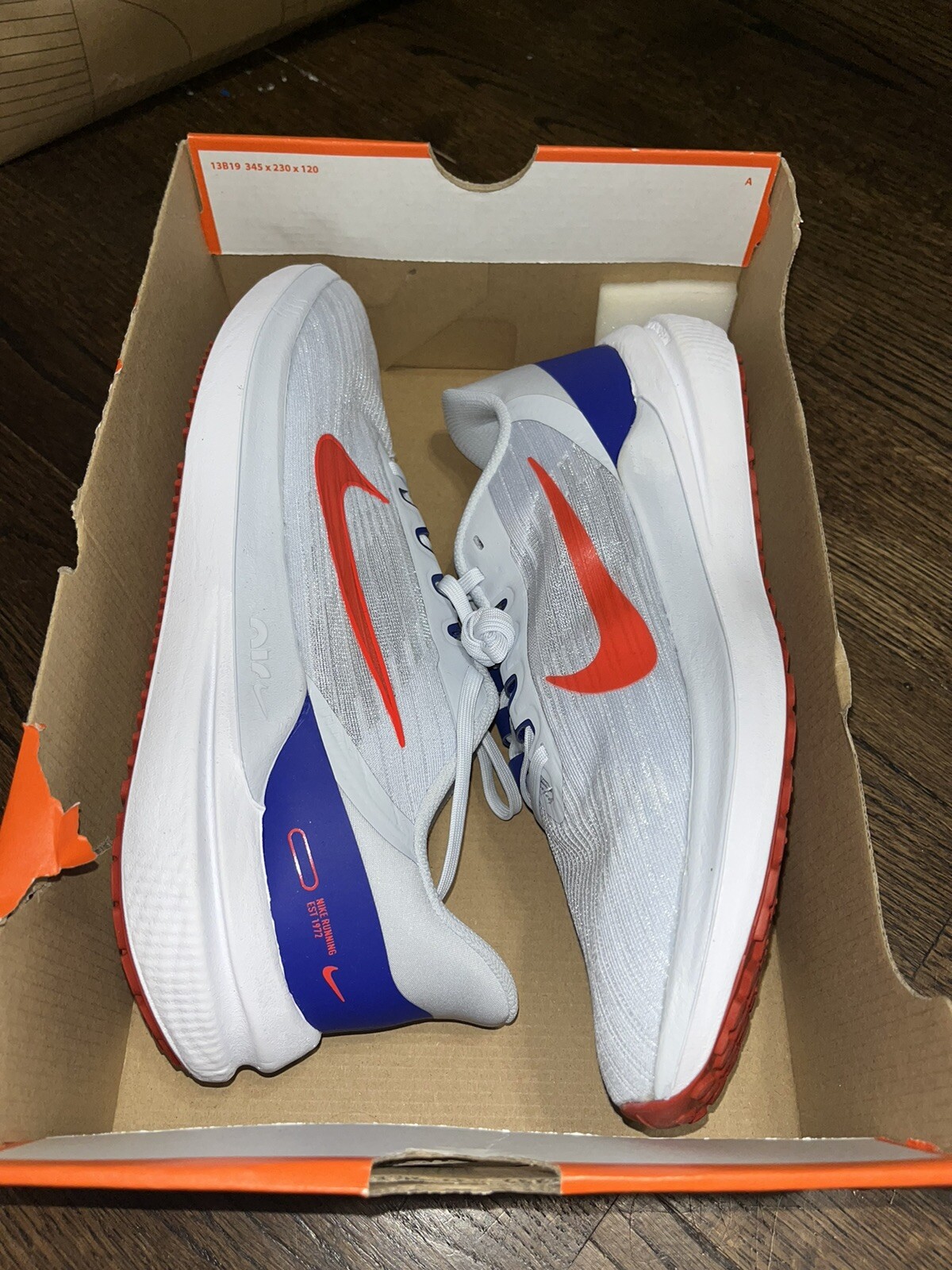 Nike Air Winflo 9 Football Grey Bright Crimson Men Running Shoe Sz 11 ...