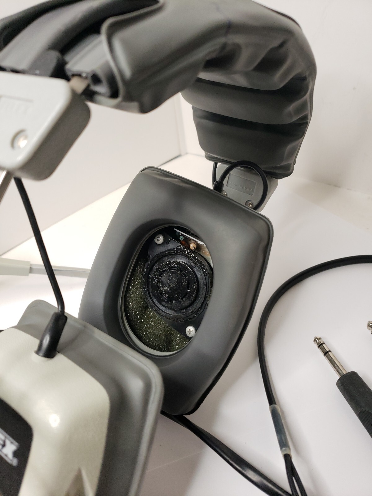 TELEX E-951 Aviation Headset. FAA-TSO C-57, C58 UNTESTED PARTS OR ...