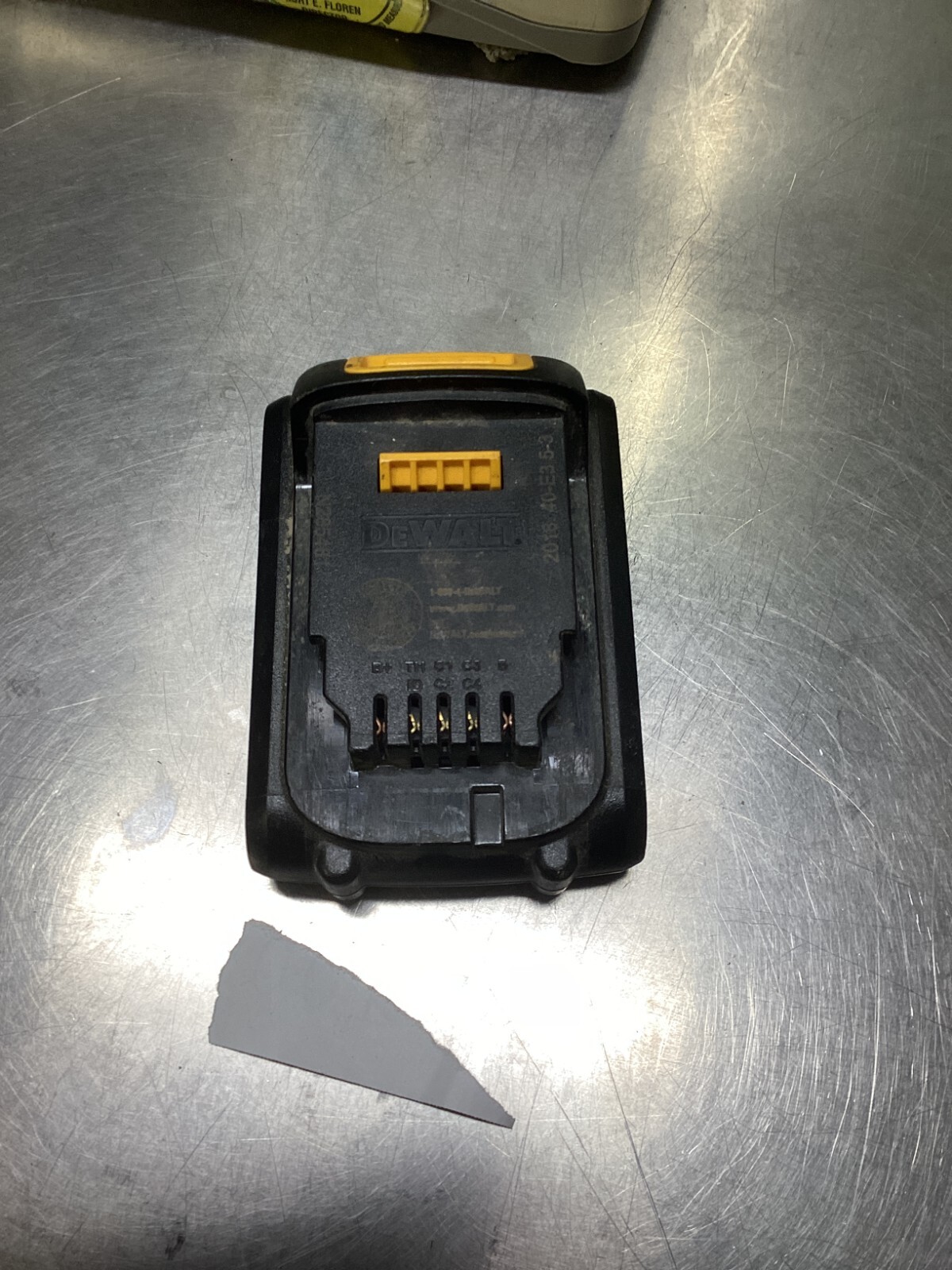 DEWALT DCB207 20V Lithium-Ion Battery, Black | eBay