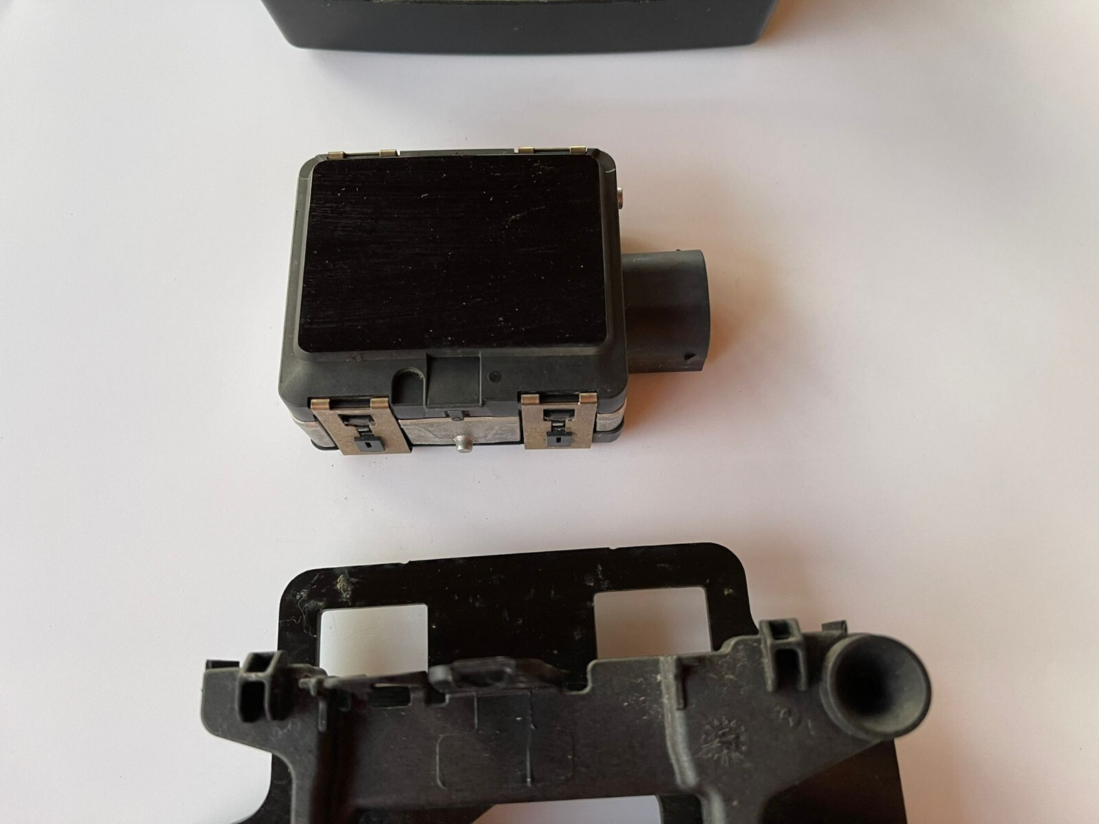 2018-2023 BMW G Series 1 2 3 4 X3 X4 X5 X6 X7 i4 Front Radar Sensor ACC ...