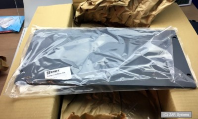 Fujitsu Siemens Dummy 19 Panel 5U, SNP:SY-F1609L5-P für PRIMECENTER ...