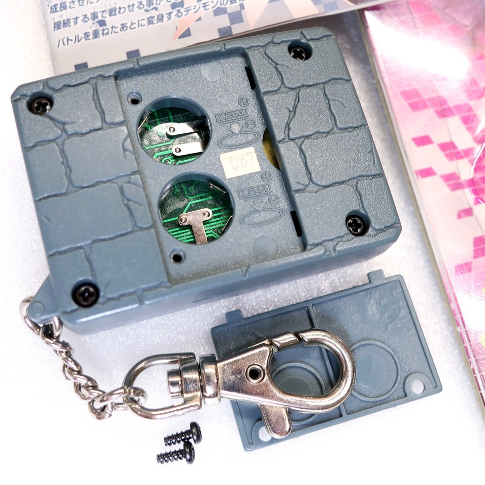 Digital Monster Digimon V1 Gray 1997 Digivice Bandai Virtual Pet In ...