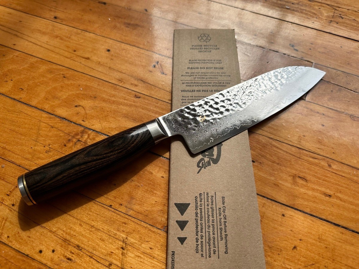 Shun Santoku Knife Kai Shun Classic Santoku 14cm | Knivesworld.eu