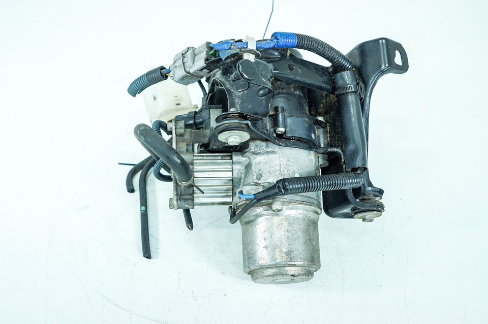 07-17 Lexus LS460 OEM 4.6L Air Suspension Compressor Pump 48914-50030 ...