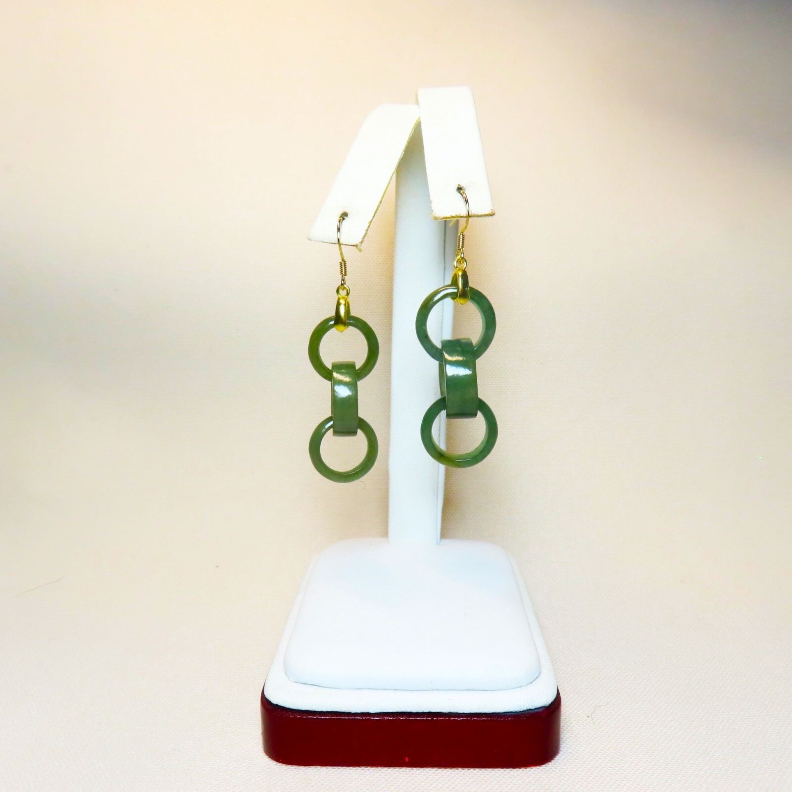 Chinese Carved Green Jadeite Jade Devil's Work Interlocking Circles ...