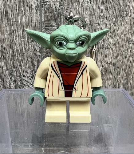 Lego Star Wars Yoda LED Keychain Light Working 4895028507718 | eBay