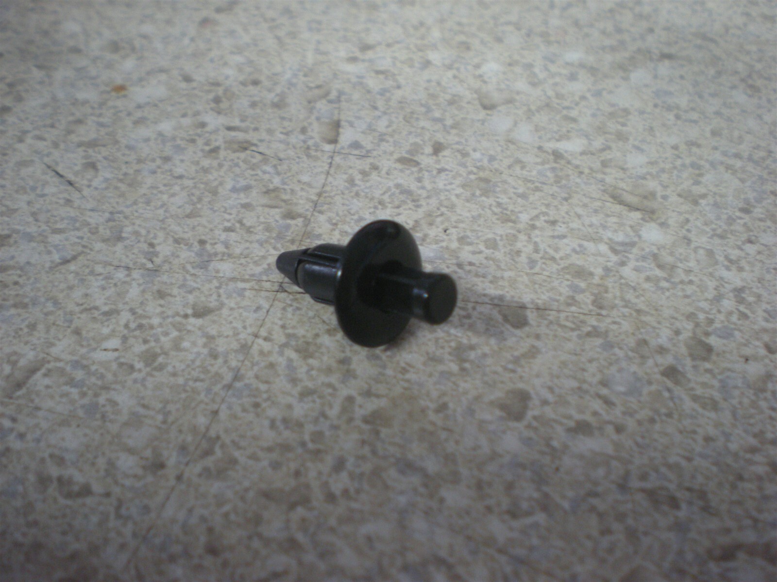 NOS OEM Honda Bumper Seal Clip 1994-17 VFR750 90116-SP0-003 | eBay