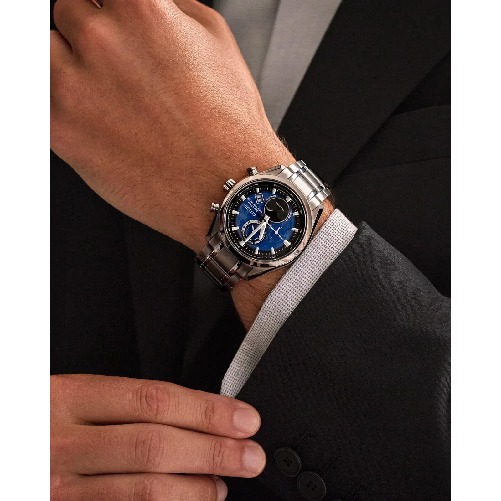 Citizen Mens Titanium Perpetual Calendar Eco-Drive Silver Watch 43 MM ...