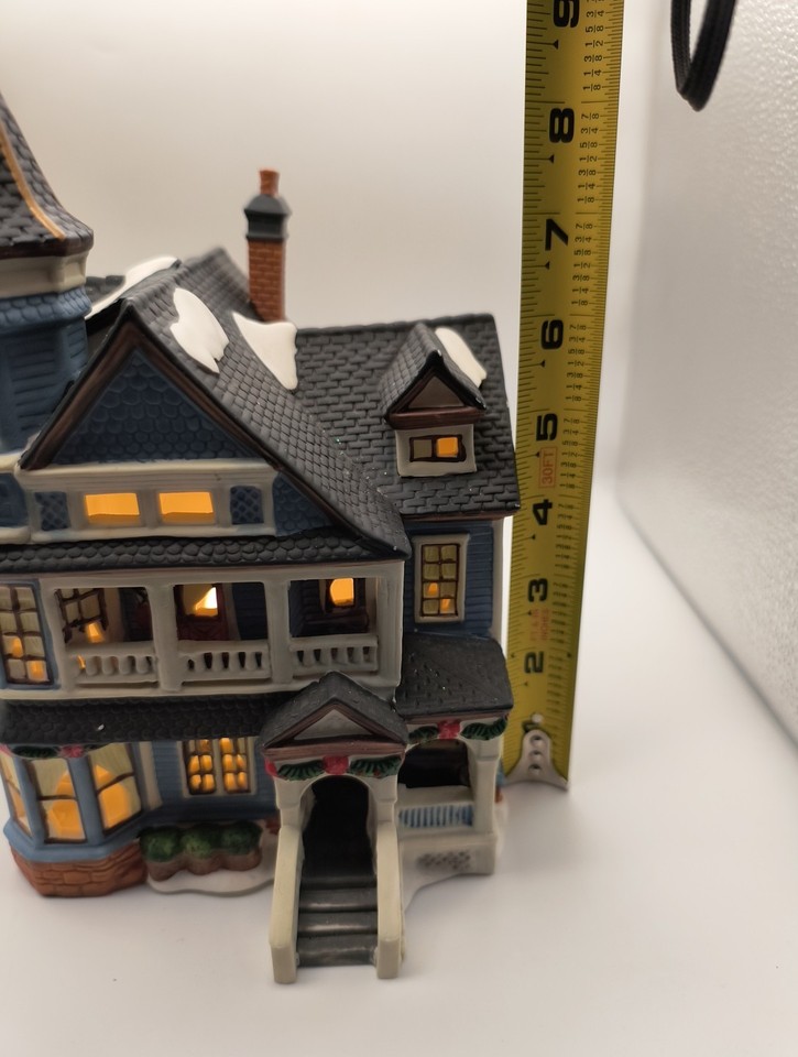 2006 Holiday Time House Illuminated Light Included | eBay