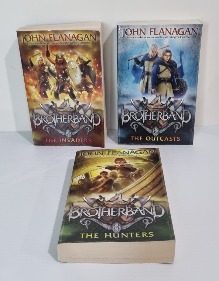 Brotherband Book Series 1 2 3 John Flanagan Outcasts Hunters Invaders ...