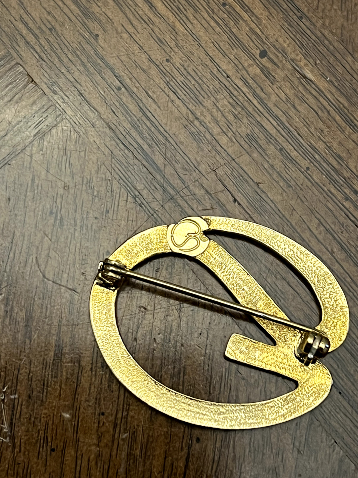 Vintage St. John Signature Emblem Logo Brooch Gold To… - Gem