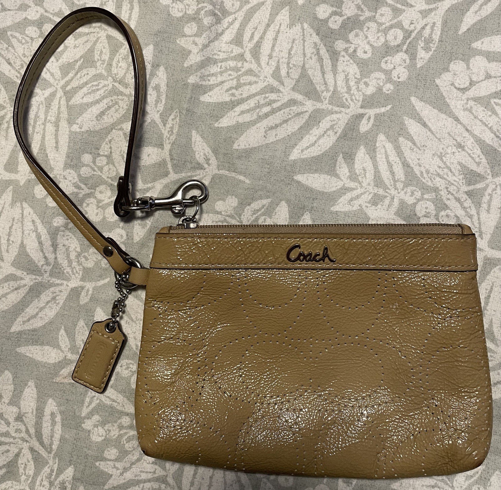 Coach Caramel Tan Perforated Signature Leather Wristl… - Gem