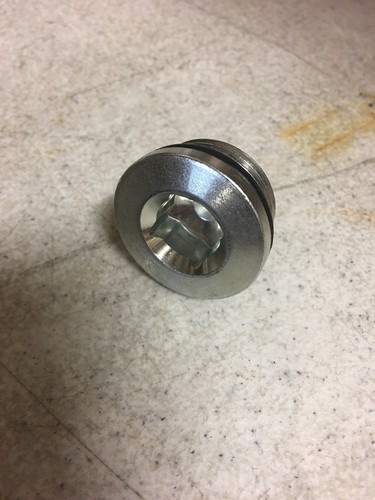 Lot of 100 Straight Thread O-Ring Port Plugs NEW! FREE SHIPPING! | eBay