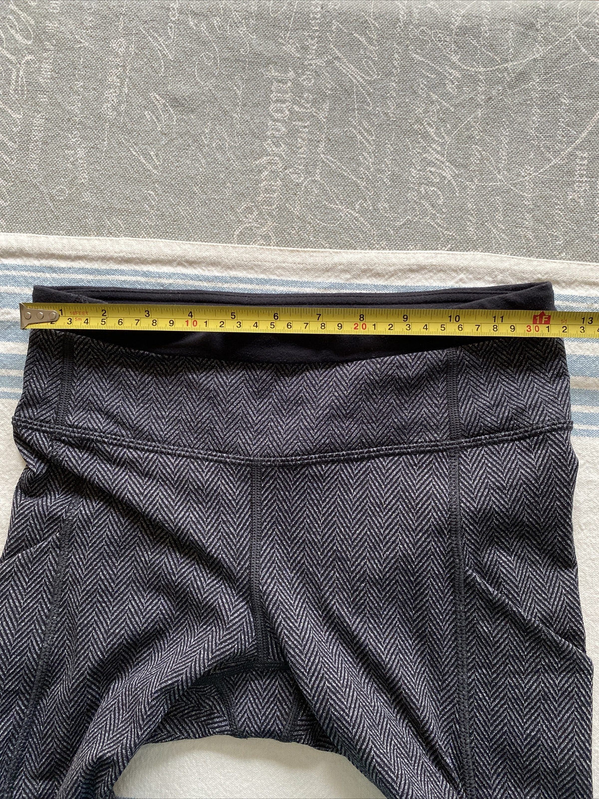 LULULEMON SPEED TIGHT? GRAY REFLECTIVE CUFFS/SIDE POC… - Gem