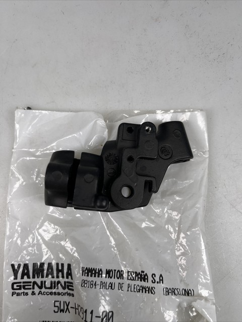 Original Yamaha 5WX-H2911-00 Switch Holder Lever 1 TZR50 #5182 for sale ...