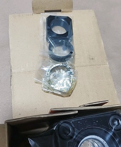 *NEW* THK BK25 Ball Screw Support Bearing Unit 25mm Bore 131217 ...