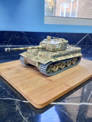 1/35 German Tiger 1 Late W/Zimmerit '007' Model Tank Kit Built And ...