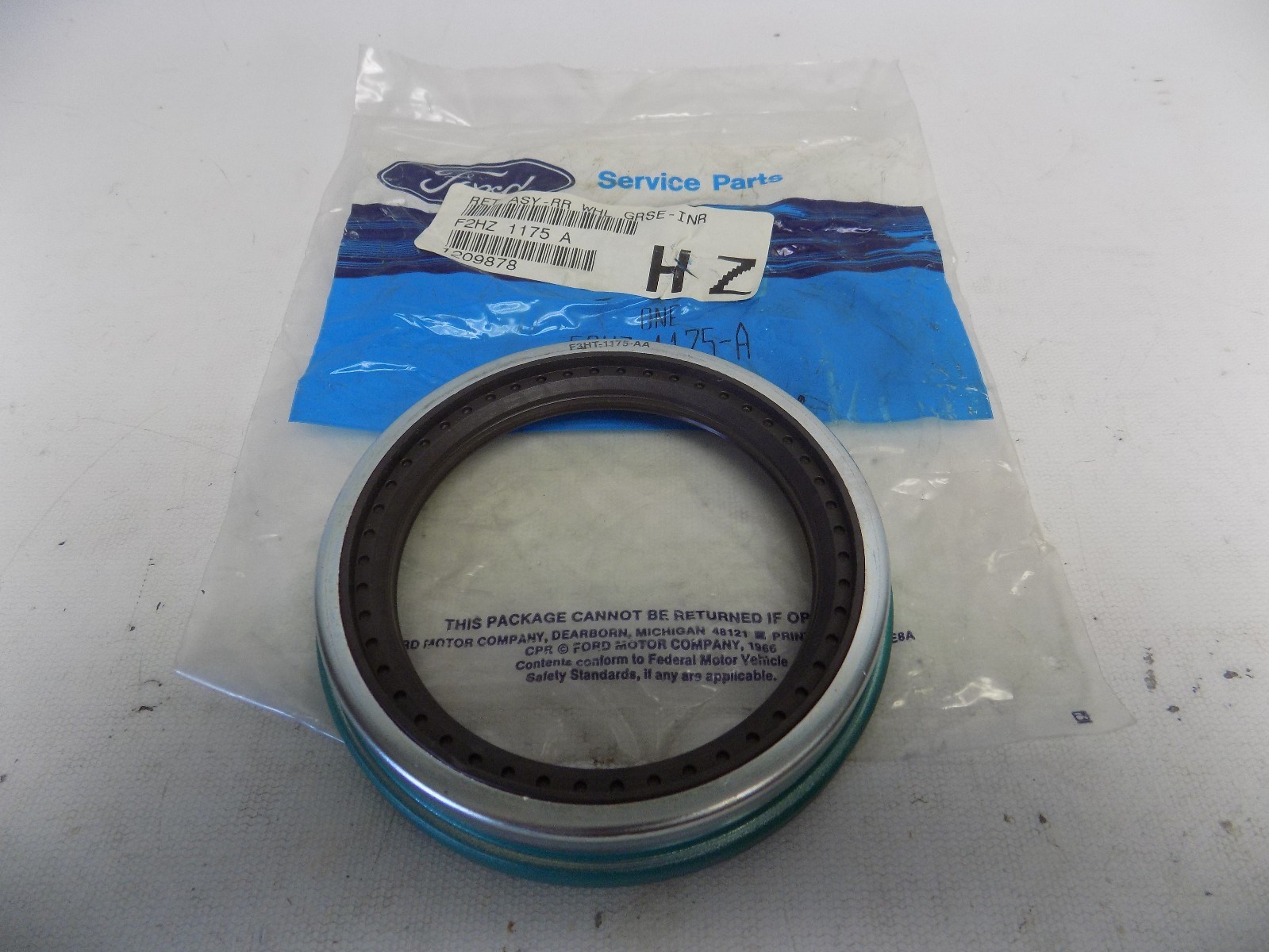 New OEM Ford Heavy Truck Rear Wheel Inner Grease Oil Seal Retainer ...