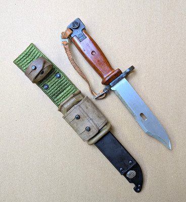 Vintage Cugir Romanian Combloc Type II Bayonet w/ Scabbard AIMS #8975 ...
