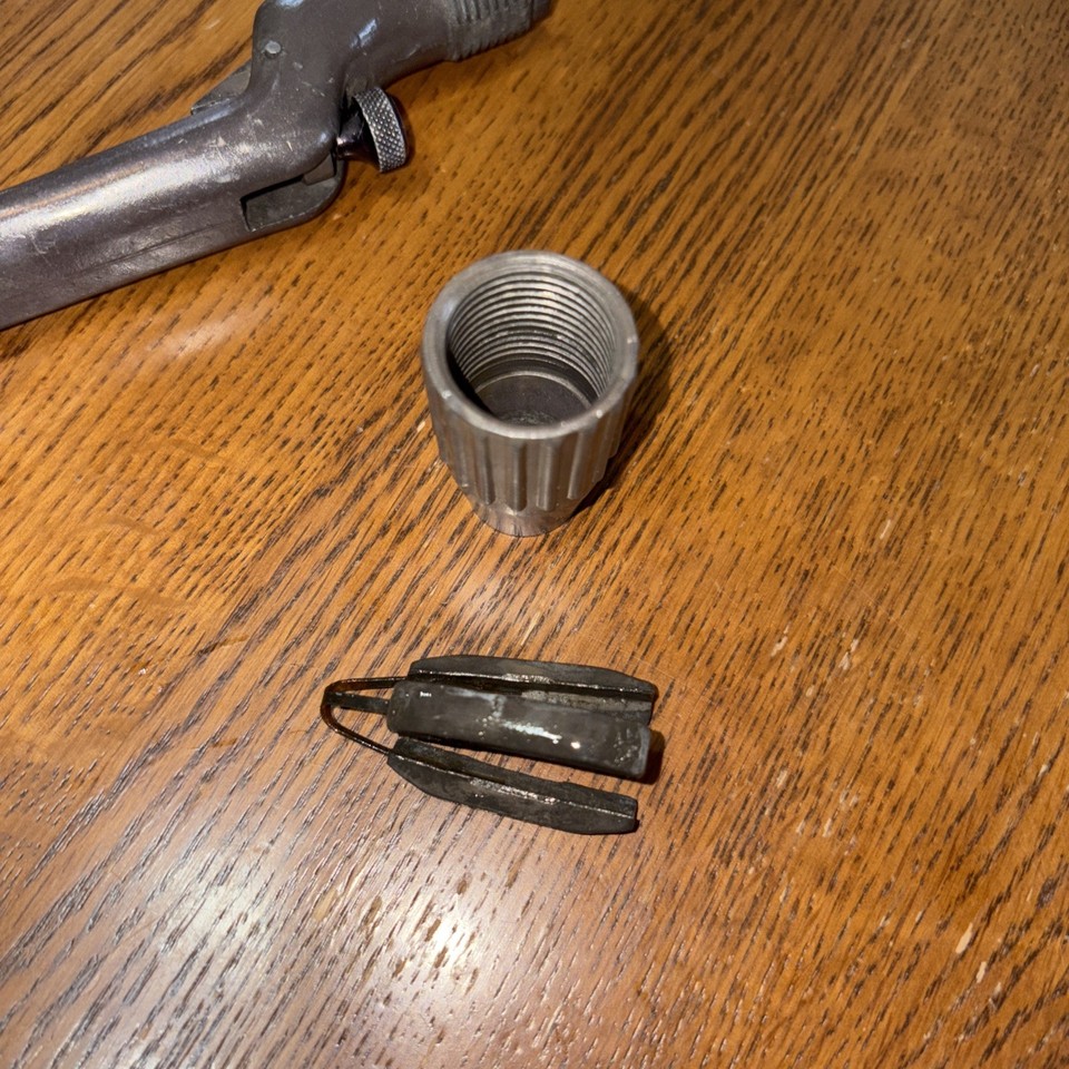 Vintage Champion Featherweight Fatboy Rod Handle In Beautiful Brown Swirl Patern | eBay