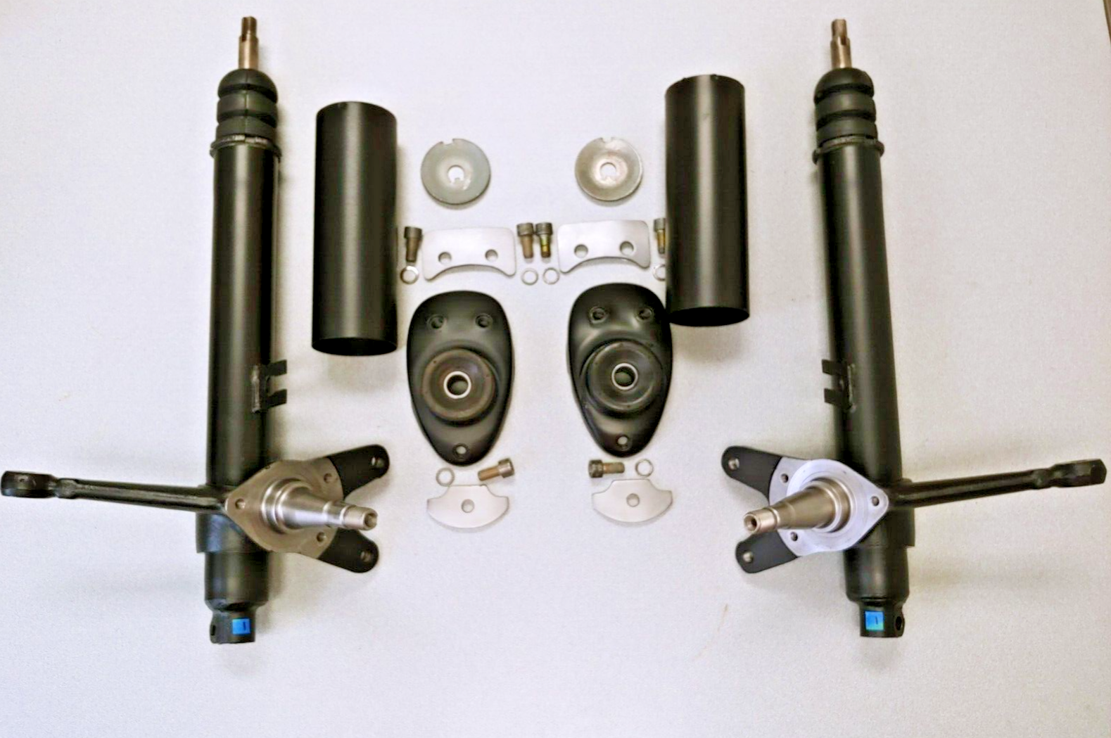 VERY NICELY RESTORED PAIR OF ORIGINAL PORSCHE 914 FRONT STRUT ...