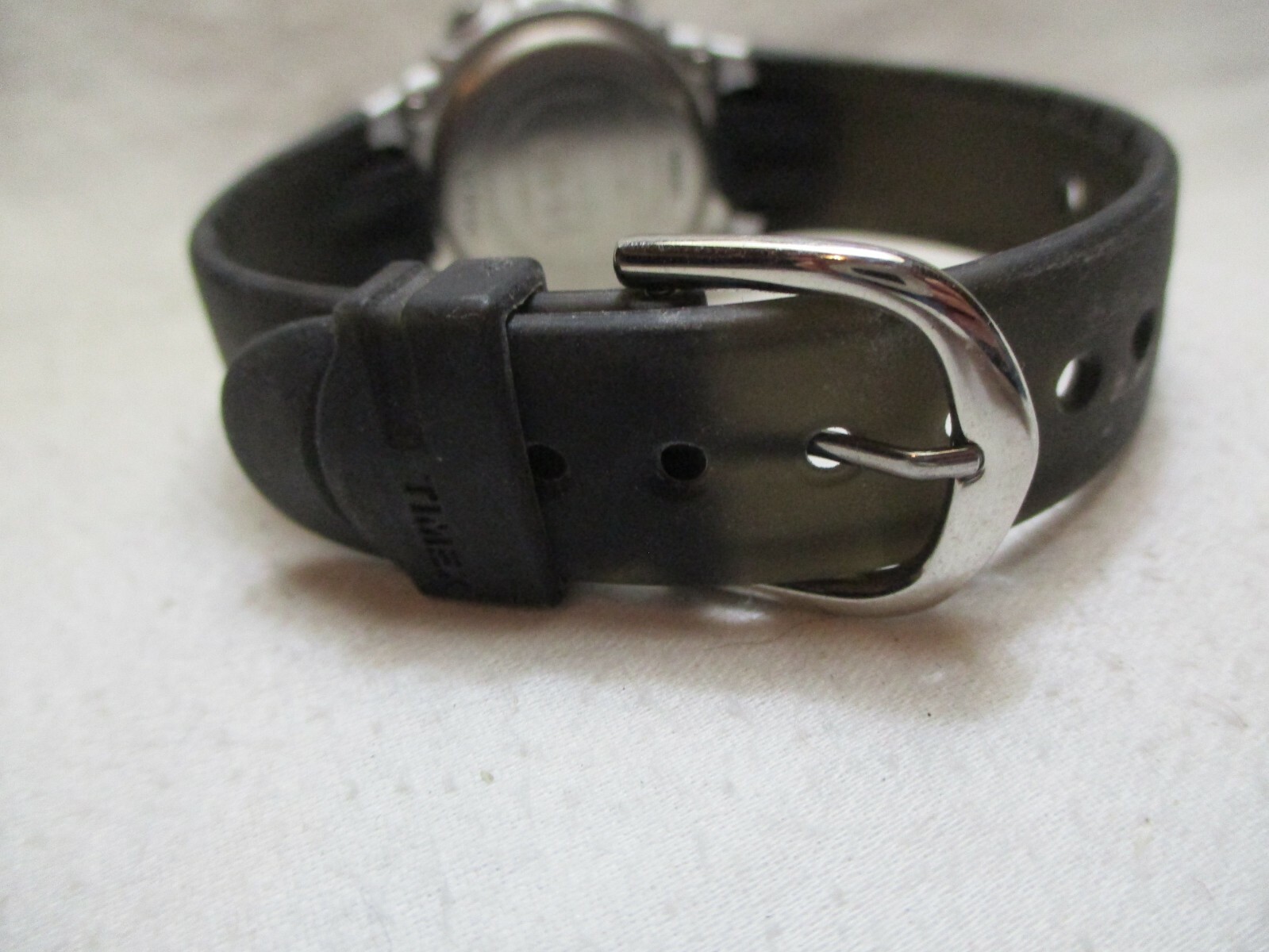 Timex 1440 Sports Digital Watch Black Buckle Band WR 50M Indiglo Silver ...