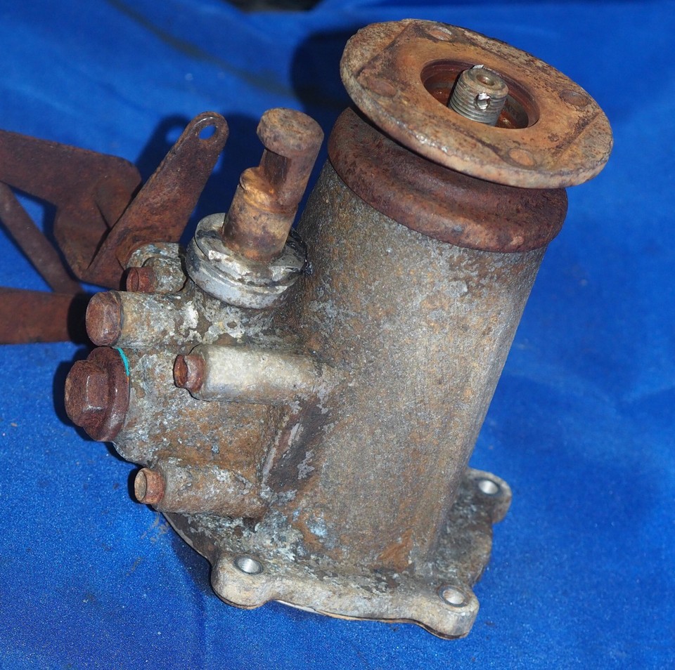 1969-1973 Toyota Land Cruiser FJ40 Transfer Case Front Output Assembly ...