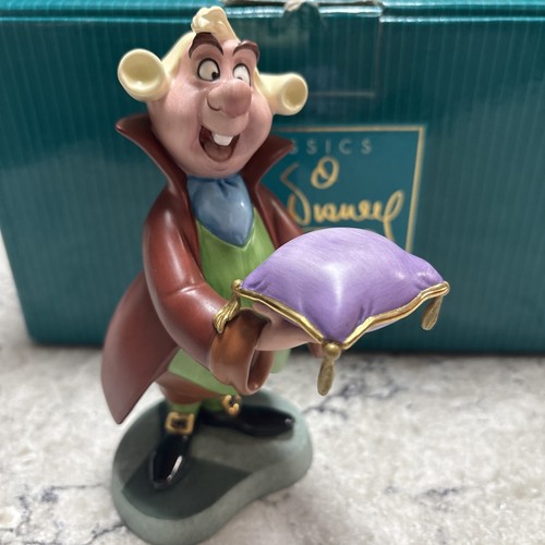 WDCC Disney Cinderella “Presenting The Glass Slipper” Footman, Box, COA ...