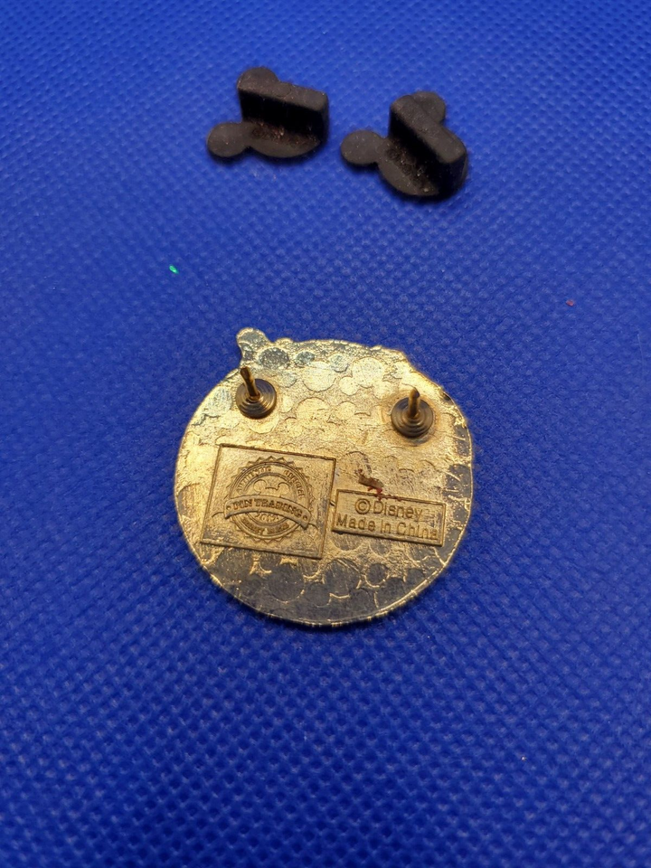 Disney Trading Pins Aladdin and Genie Disney's Best Friends - Mystery ...