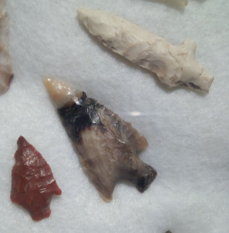 FINE 35 OREGON ARROWHEADS DISPAY GILBERT RIVER SITE Authentic Indian ...