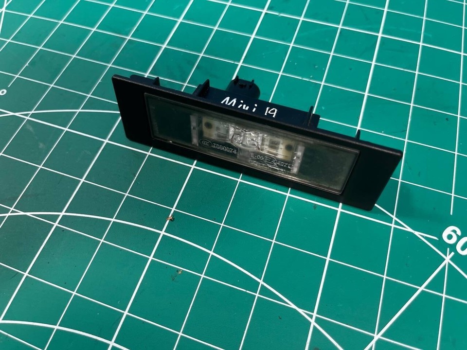 16-24 MINI COOPER CLUBMAN TAILGATE TRUNK LICENSE PLATE LIGHT LAMP OEM ...