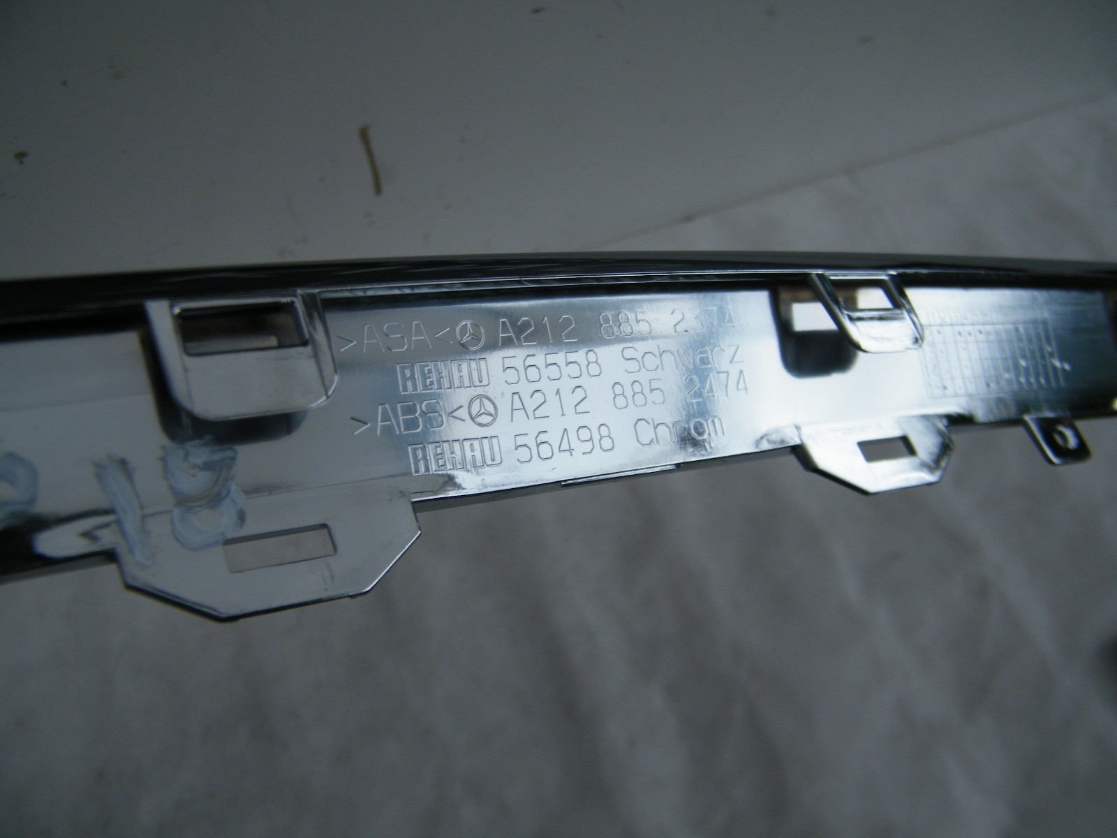 MERCEDES BENZ E Class W212 AMG Front Bumper Chrome Molding A2128852474 ...