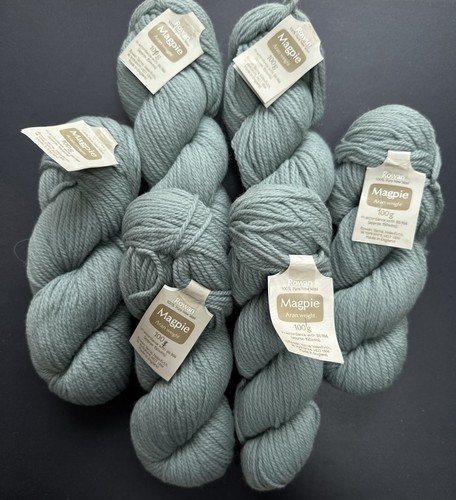 ROWAN MAGPIE YARN "Cloud #507" Aran 153 Yds - Dye Lot 24G5 - 6 SKEINS ...