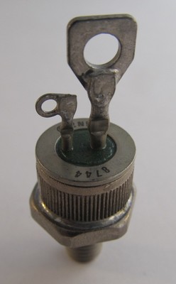 2N5444 MOTOROLA Triac 40A 200V mit Schraubstutzen - A10/3583 | eBay