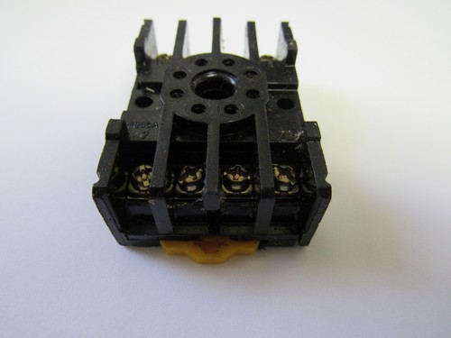 OMRON PF085A RELAY SOCKET | eBay