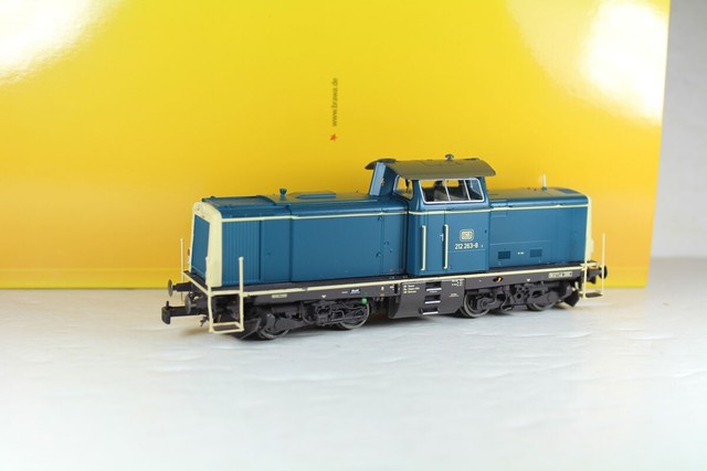 Brawa H0 70026 - Diesellok 212 263-8 (DB) online kaufen | eBay
