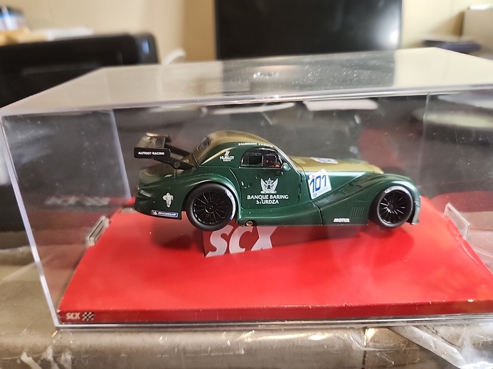 SCX 1/32 Slot Car Morgan 101 Aero 8 Martin Silverstone 2009 w/ LIGHTS ...