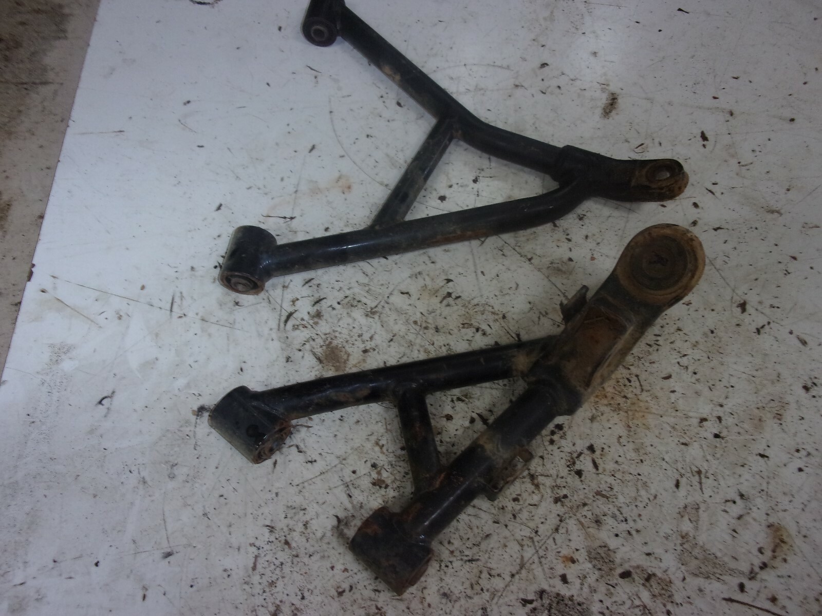 2001 HONDA RANCHER 350 2WD FRONT RIGHT A-ARMS UPPER LOWER A-ARM | eBay