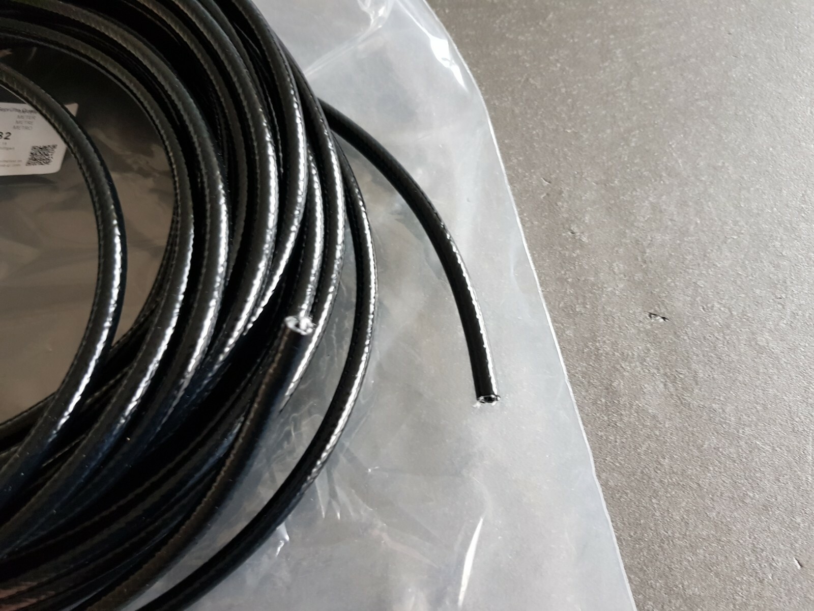 Genuine Mercedes R107 W114 W116 W123 W126 R129 W140 Hose A0109978982 1 ...