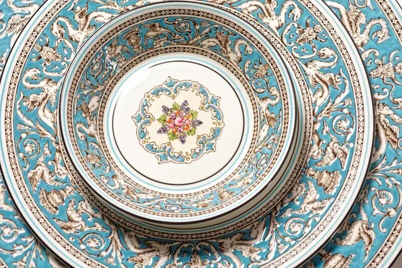 120 Pc. Authentic Wedgewood Florentine Turquoise Bone China. Made In ...