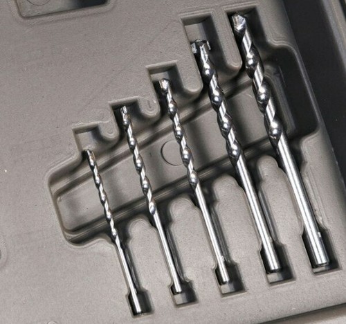 40-300mm Adjustable Drywall and Ceiling Tile Hole Cutter with ABS Dust ...