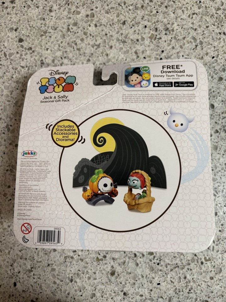 Disney Tsum Tsum Nightmare Before Christmas Jack & Sally Seasonal Gift ...