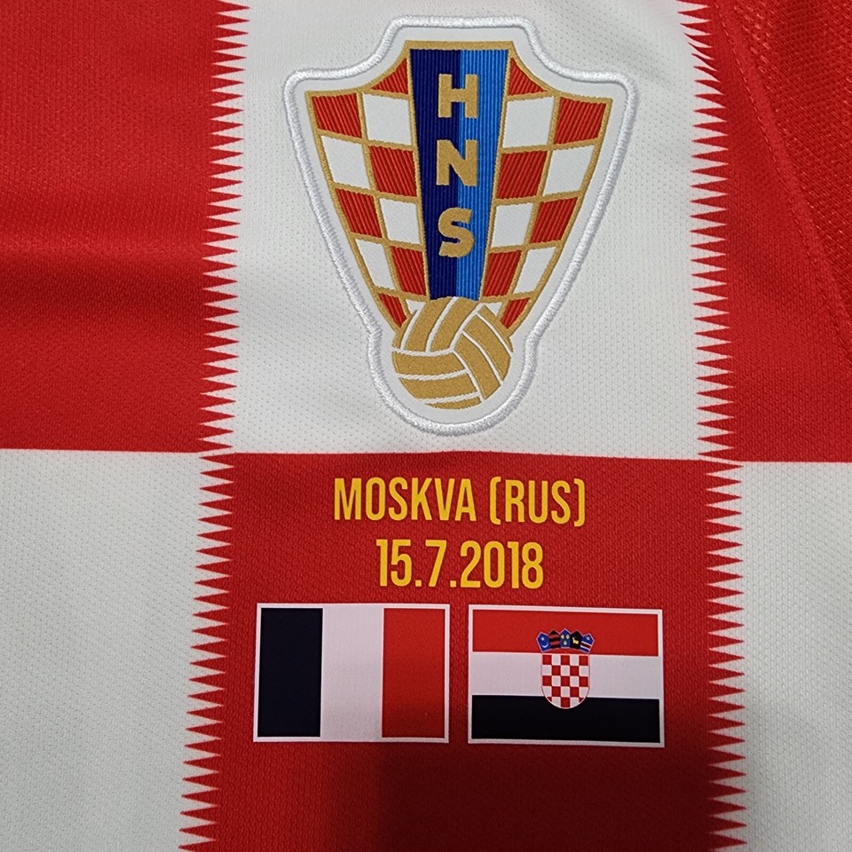 2018 Nike Croatia Home Soccer Jersey Luka Modric Men M World Cup Final ...